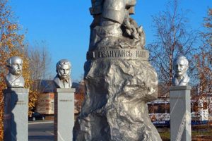 Revolutionists – The Decembrists